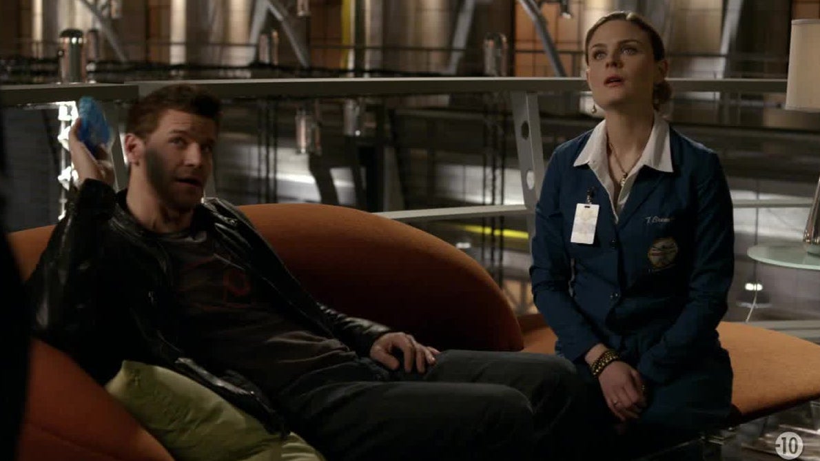 Replay Bones, Saison 5 Episode 12 du W9