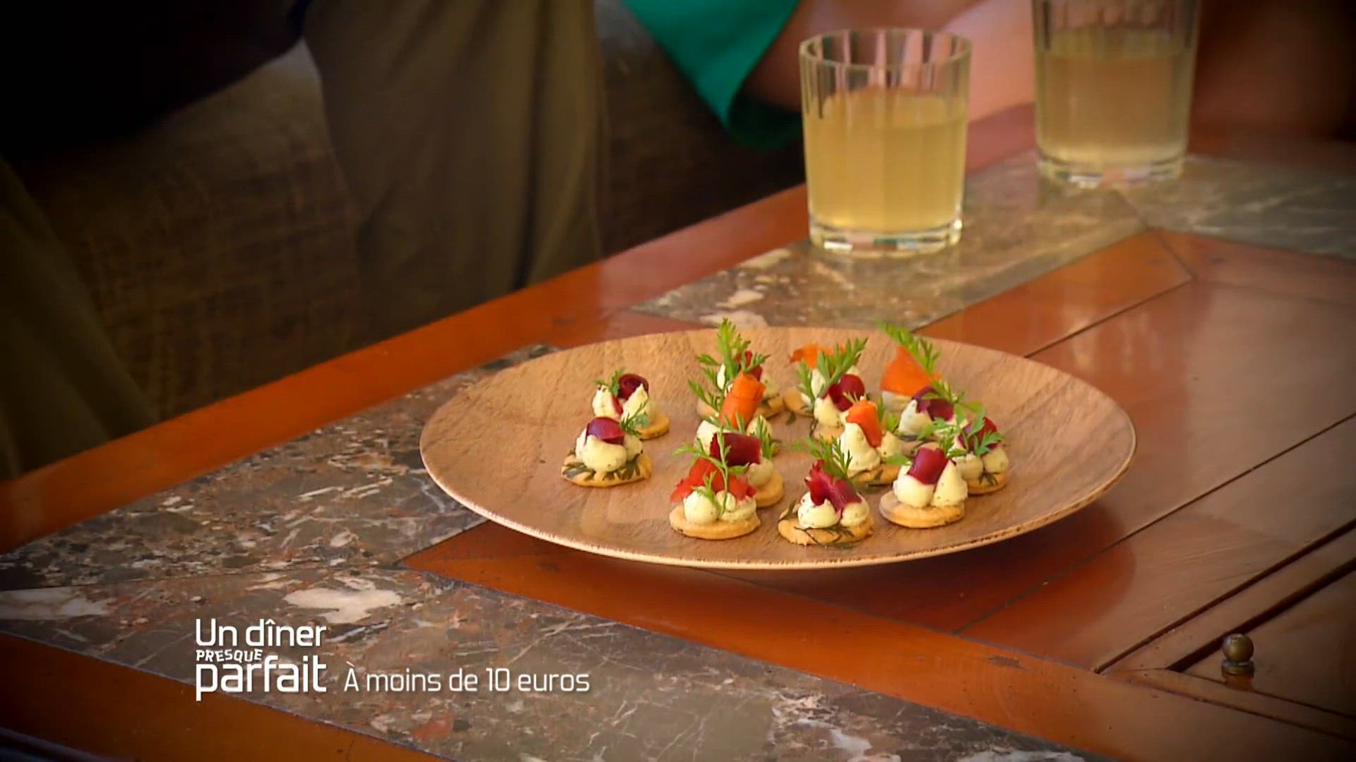 Un dîner presque parfait en Replay? Revoir toutes les émissions de Un ...