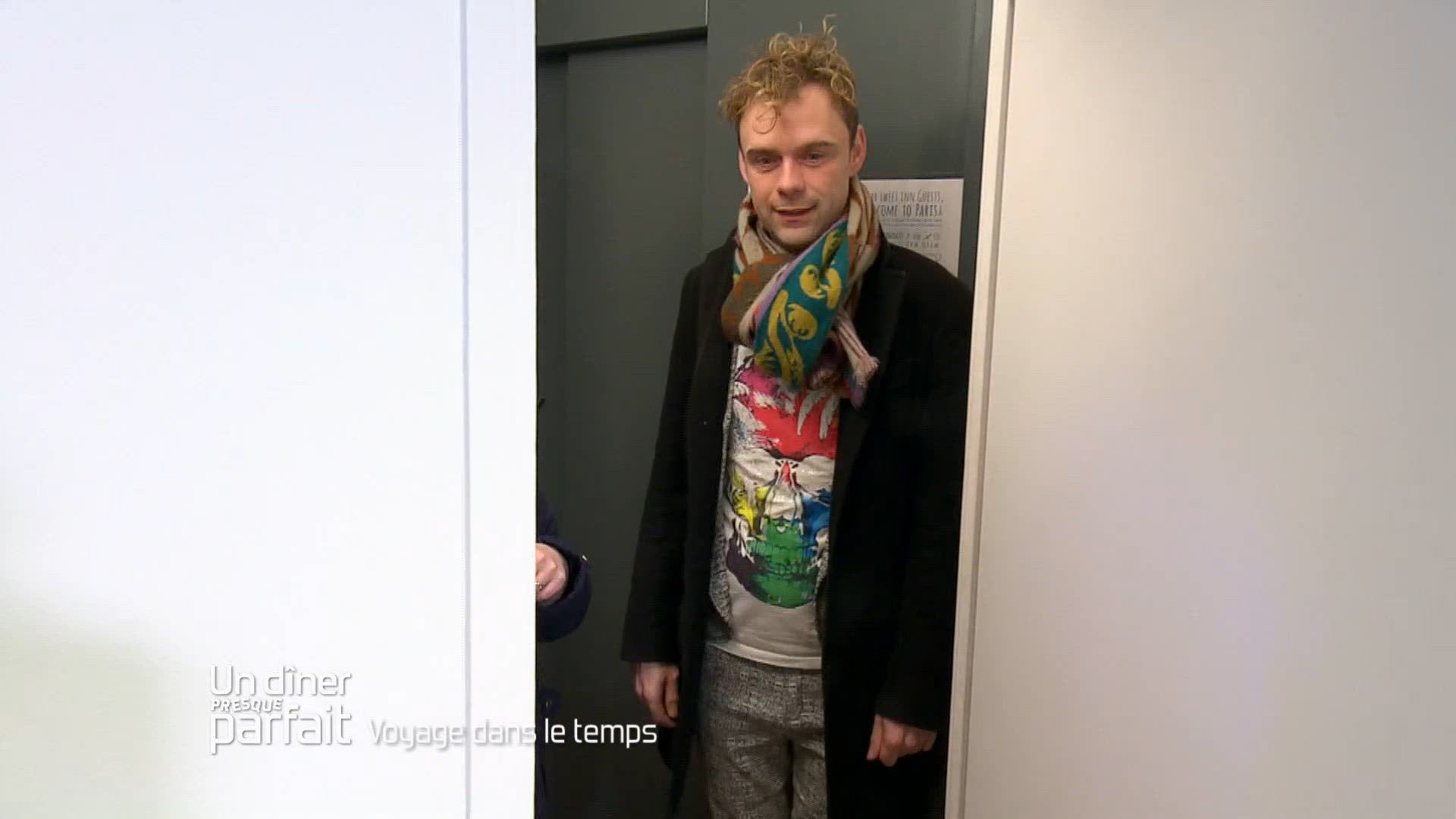 Replay Un dîner presque parfait, J5 : Voyage dans le temps du W9