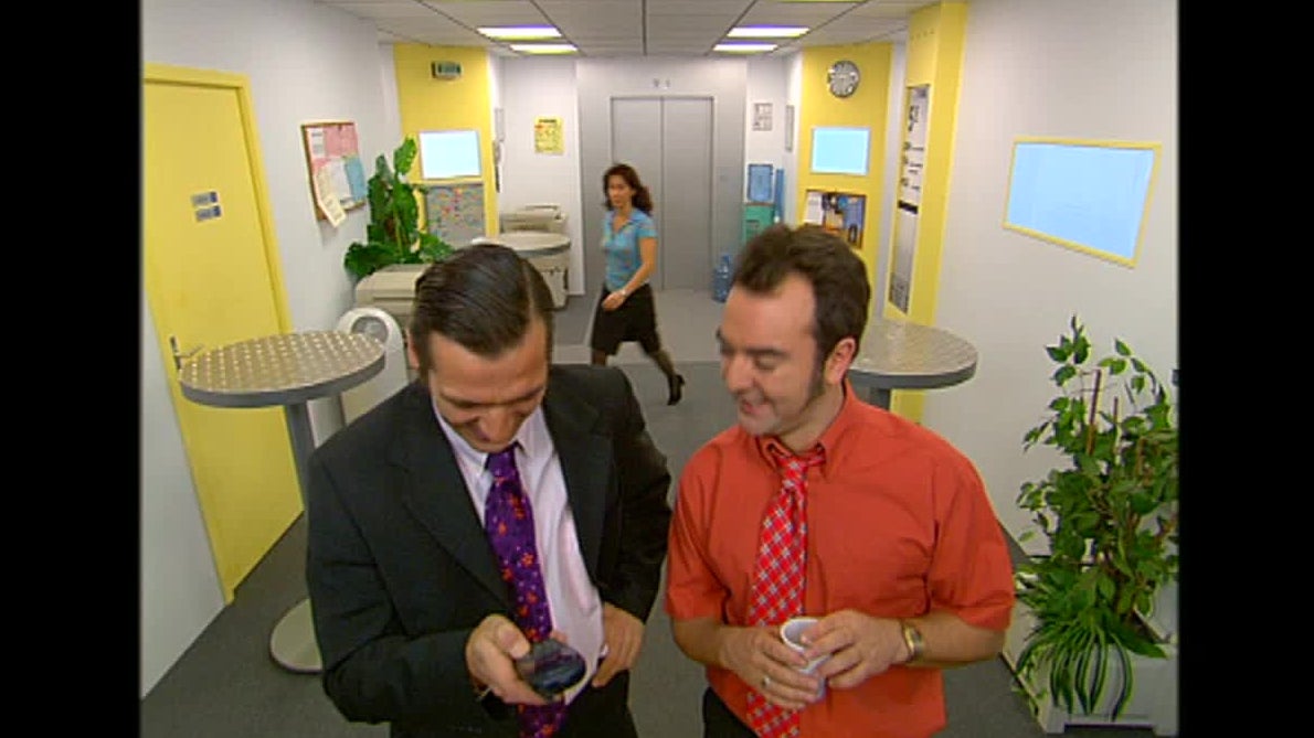 Caméra Café en Replay? Revoir toutes les émissions de Caméra Café en ...